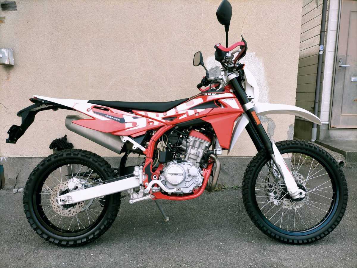 イタリアンハスクバーナ SWM RS125R オフロード車 低走行車の落札情報詳細 - ヤフオク落札価格検索 オークフリー