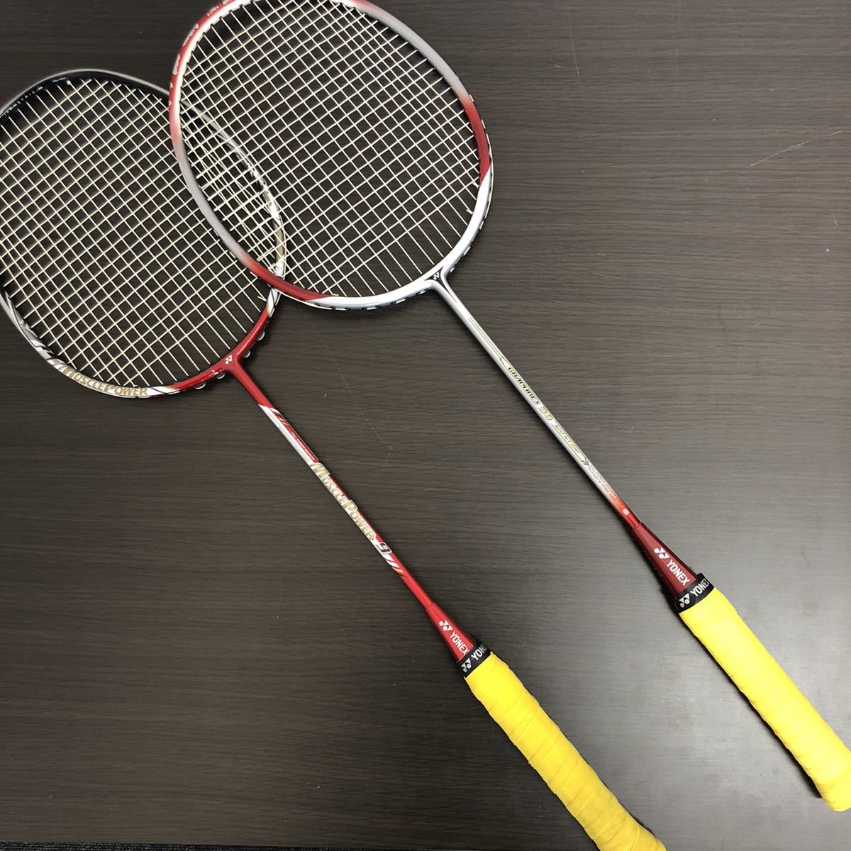 【傷や汚れあり （詳細）】【お買い得】☆YONEX バドミントン ラケット 2本セット☆ MUSCLEPOWER9／GRAPHREX30／ヨネックス／スポーツ用品／おすすめ／CA0の落札情報 ...