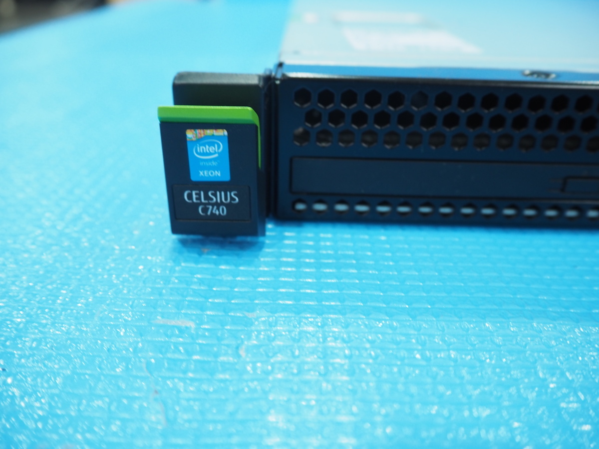【傷や汚れあり】【Y2044】【ZJ093】★FUJITSU☆CELSIUS C740 Xeon E5-1603 V3 2.80GHz/メモリ ...