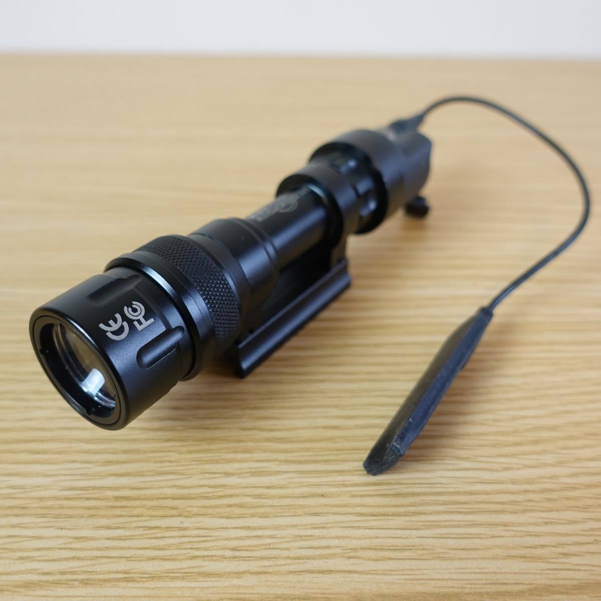 【新品】完全限定版 約100本 SUREFIRE UM2 Limited Edition SHOT SHOW 2017 激レアモデル 展示品 ...