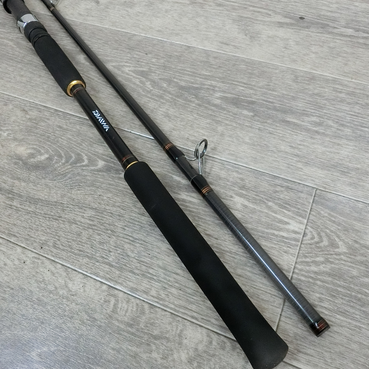 【傷や汚れあり】1円 1スタ Daiwa JIGCASTER MX106MH ダイワ ジグキャスター 2ピース 釣竿 フィッシング ロッド 菊KHの落札情報詳細 - ヤフオク落札価格検索 オークフリー