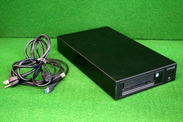 【やや傷や汚れあり】 8028 UNITEX USB LTOテープ装置【LT60 USB】 の落札情報詳細| ヤフオク落札価格情報 オークフリー