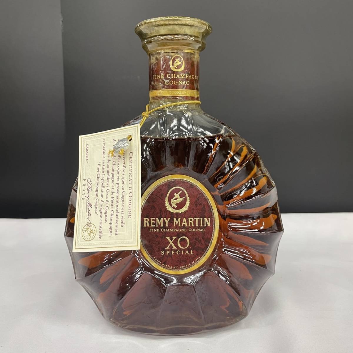 【傷や汚れあり】E21533(082)-670/MH6000 酒 REMY MARTIN XO SPECIAL レミーマルタン FINE CHAMPAGNE COGNAC コニャック ...
