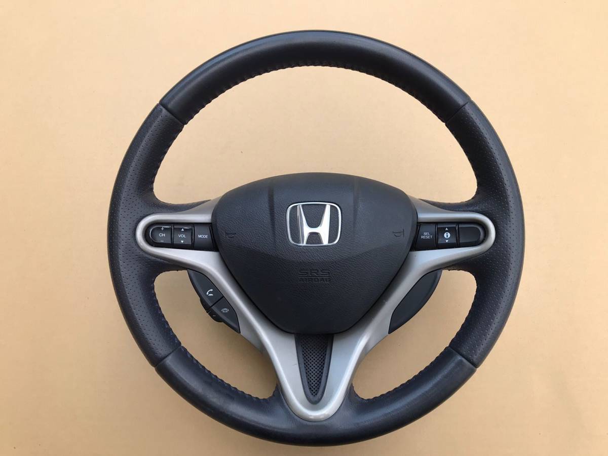 【やや傷や汚れあり】ホンダ インサイトハイブリッド DAA-ZE2 ステアリングホイール の落札情報詳細| ヤフオク落札価格情報 オークフリー