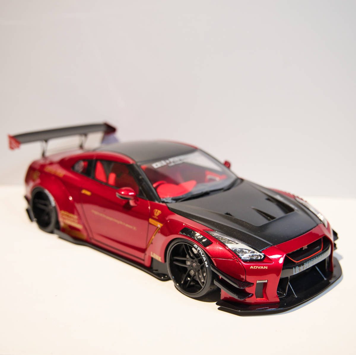 【やや傷や汚れあり】[ST-00706] ignition model 1/18 LB-WORKS Nissan GT-R R35 Type2 ...