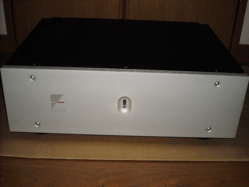 エアー AYRE V－3 定価594.000円 繊細で色気を感じる艶が売りのパワーアンプ！ の落札情報詳細| ヤフオク落札価格情報 オークフリー