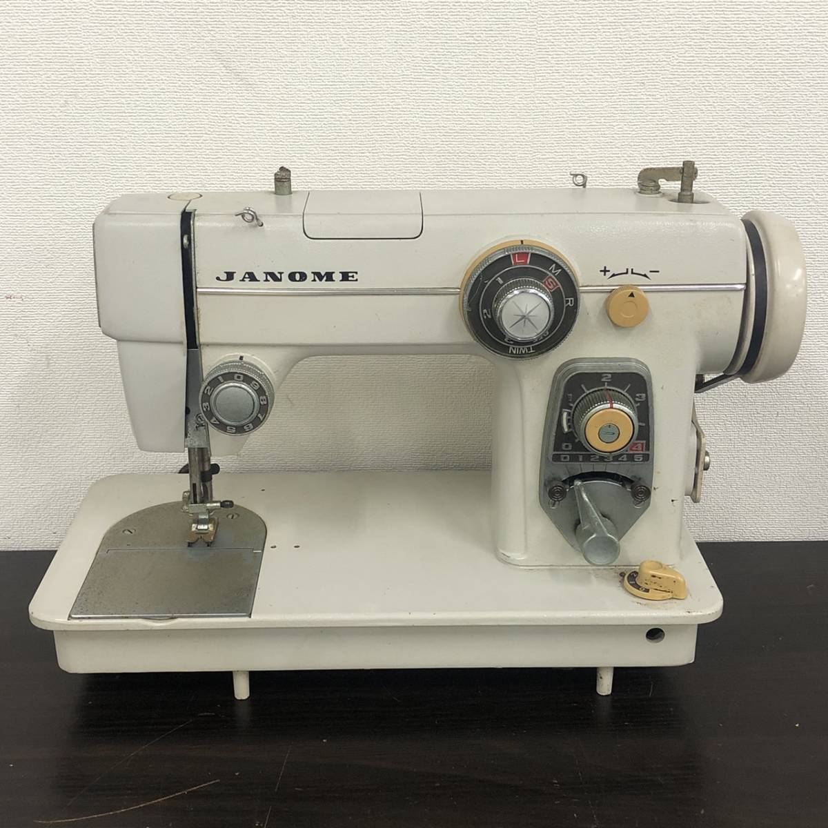 【全体的に状態が悪い】L23991(123)-316/YK6000【名古屋】JANOME ジャノメ MODEL 680 ミシンの落札情報詳細 ...