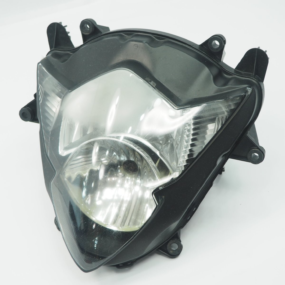 【全体的に状態が悪い】GSX-R1000.K7/K8.純正ヘッドライト.07-08年.GT77A.ノーマル.ヘッドランプGSXR1000ライトの落札情報詳細 - ヤフオク落札価格検索 オークフリー