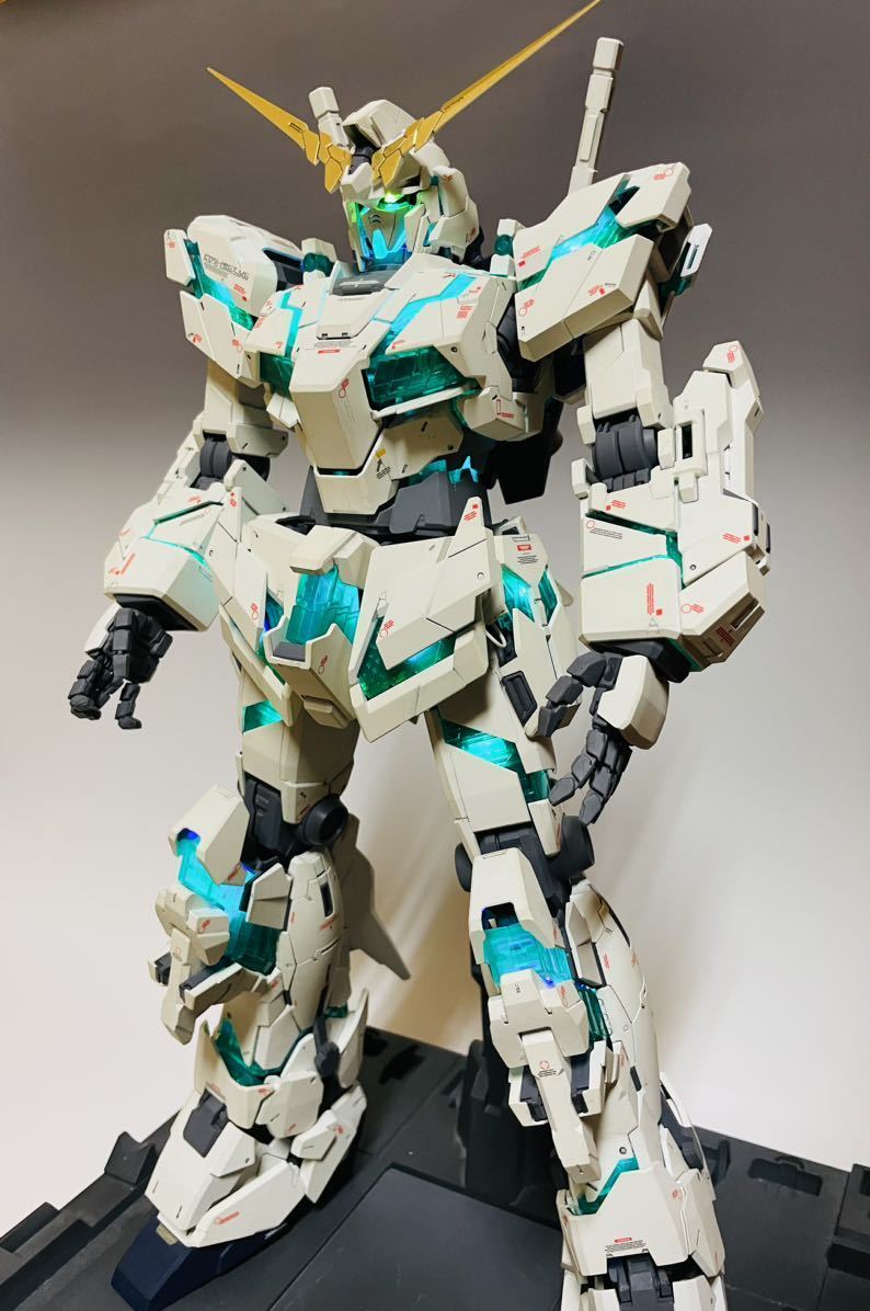 【傷や汚れあり】パーフェクトグレード 1./60 ユニコーンガンダム最終決戦仕様 LED入り塗装済み完成品 ジャンク扱いの落札情報詳細 - ヤフオク落札価格検索 オークフリー