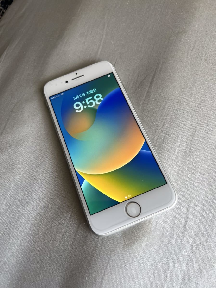 【傷や汚れあり】iPhone8 64GB シルバー BAT77%(サービス) SIMロックなし 判定〇 USED /2208Cの落札情報詳細 - ヤフオク落札価格情報 オークフリー