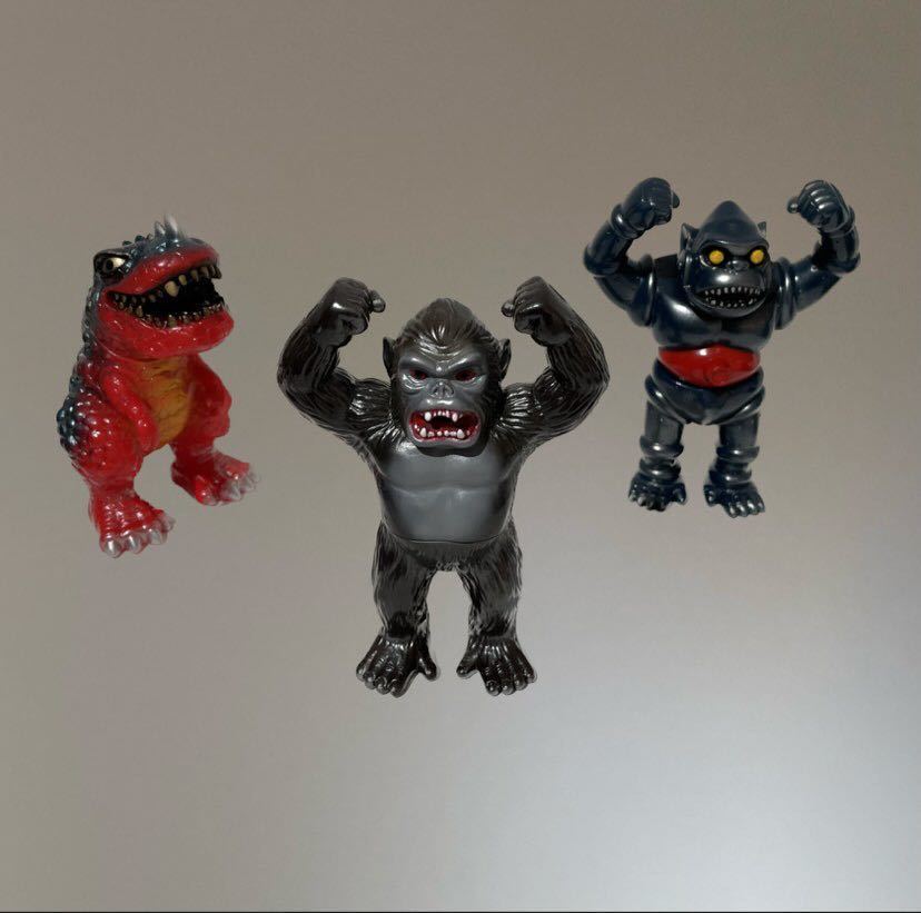 【未使用に近い】hxs 廣田彩玩所 ソフビ 3体セット ゴリラ獣 メカゴリラ獣 恐竜 sofvi sofubi ソフトビニールの怪獣展 zollmen izumonster ...