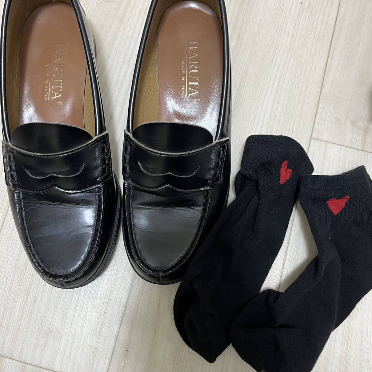 【全体的に状態が悪い】着画付き ローファー 女子高生 jk HARUTA 靴下 スクールソックス 中古 使用感ありの落札情報詳細 - Yahoo!オークション落札価格検索 オークフリー