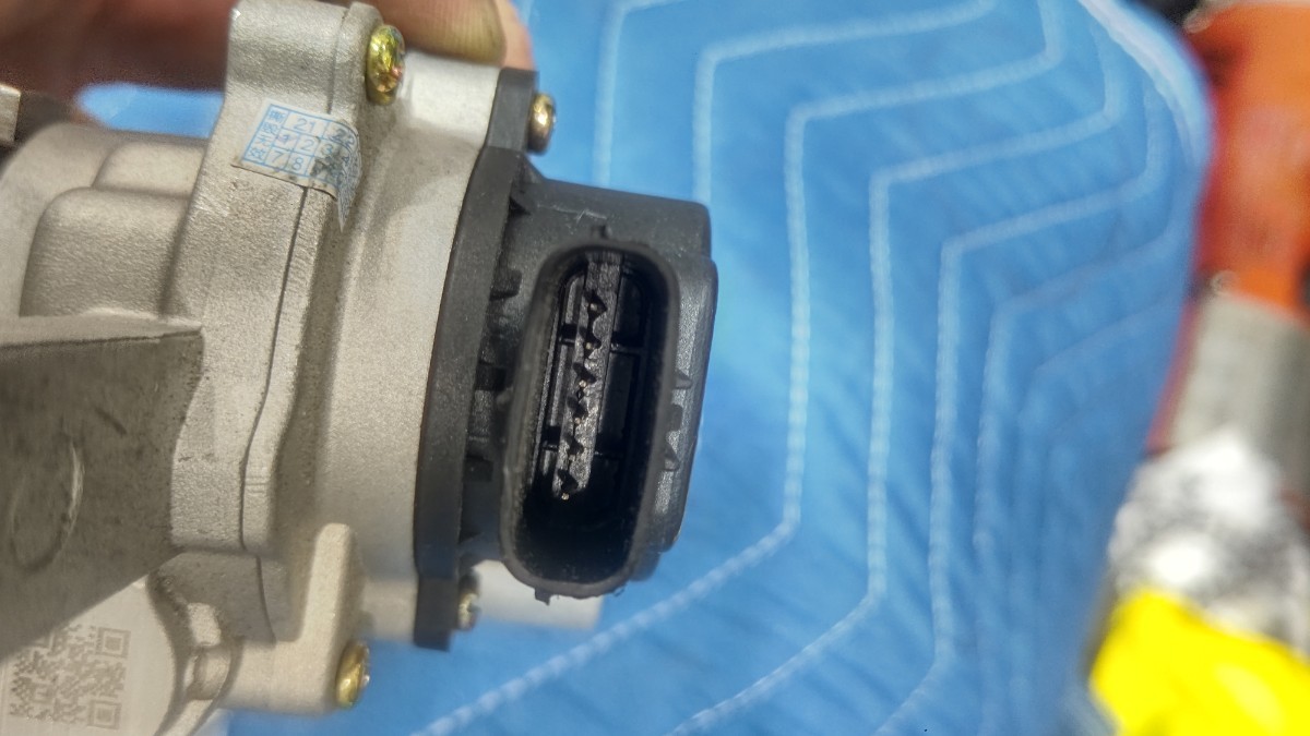 【やや傷や汚れあり】【実動品/希少】ハイエース 200系 VNターボ 電動アクチュエーター VNターボノズル 1KD 2KD エラーコード ...