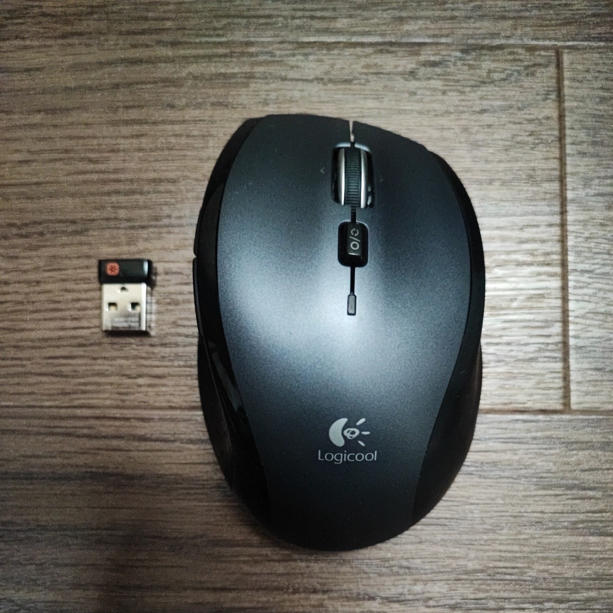【やや傷や汚れあり】Logicool ワイヤレスマウス M705 MARATHON Mouse 部品取おまけ付の落札情報詳細 - ヤフオク落札 ...