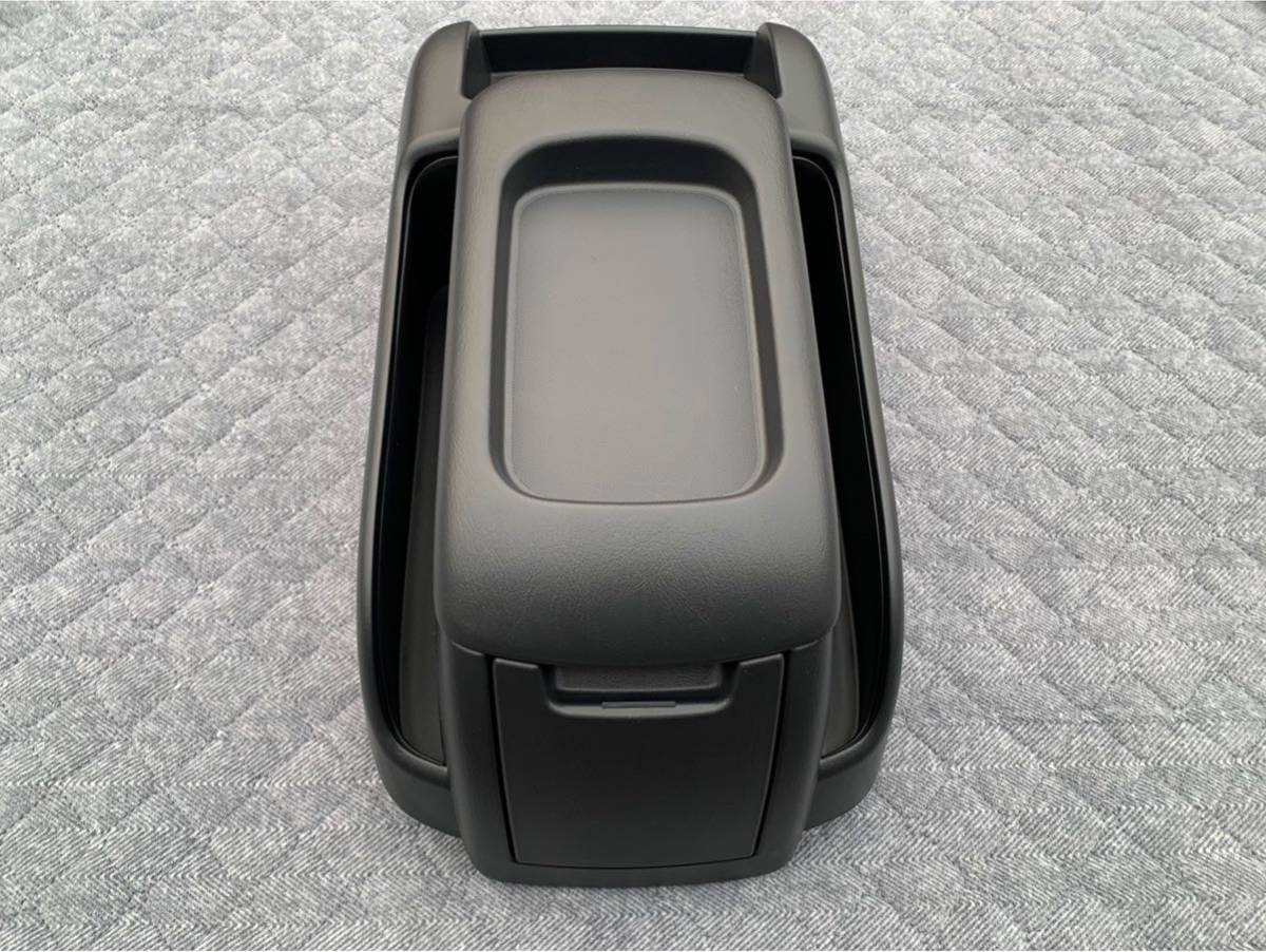 【目立った傷や汚れなし】トヨタ ハイエース レジアスエース 200系 標準 純正 センターコンソール 58811-26080 58810 ...