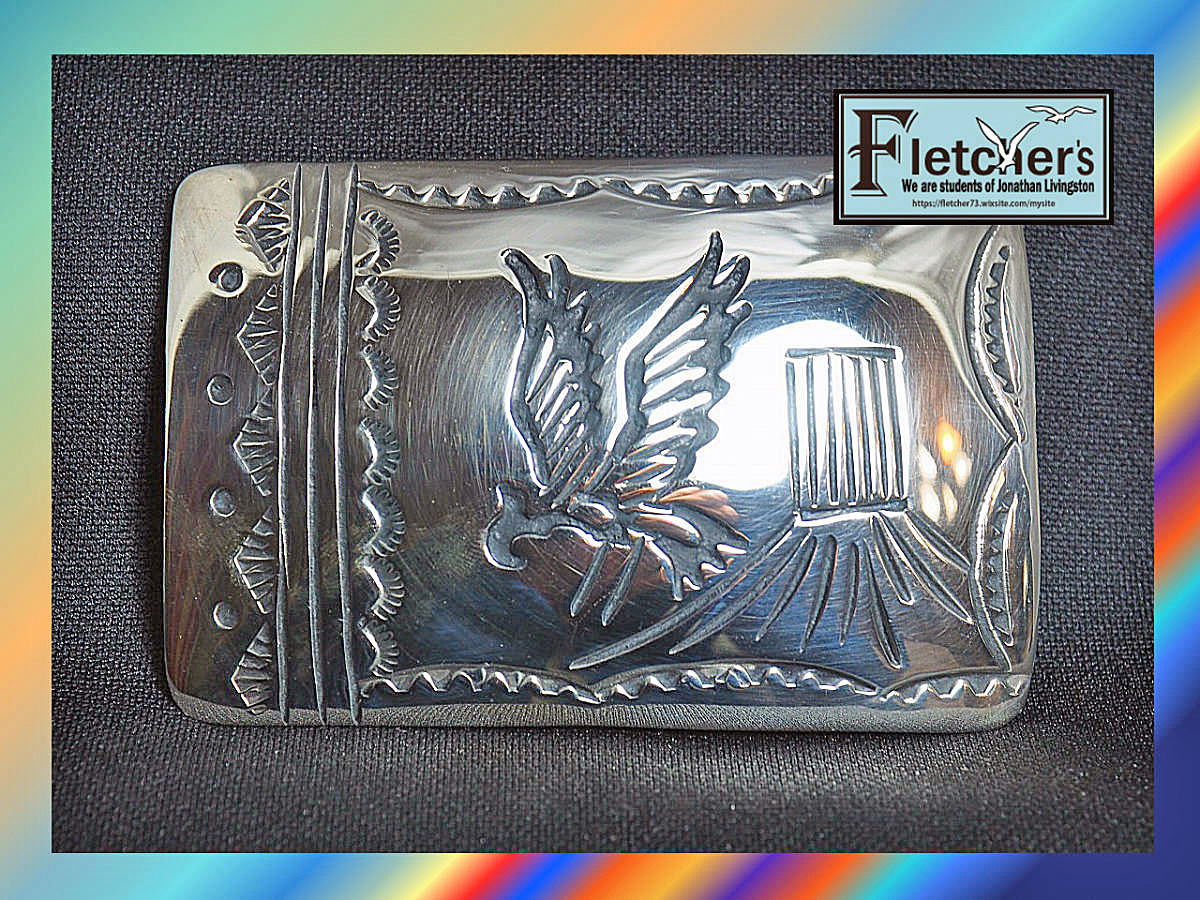 【やや傷や汚れあり】+今月の値下げ品！ビンテージインディアンジュエリー ナバホ族作家Leander Nezzie作 シルバーベルトバックル ...