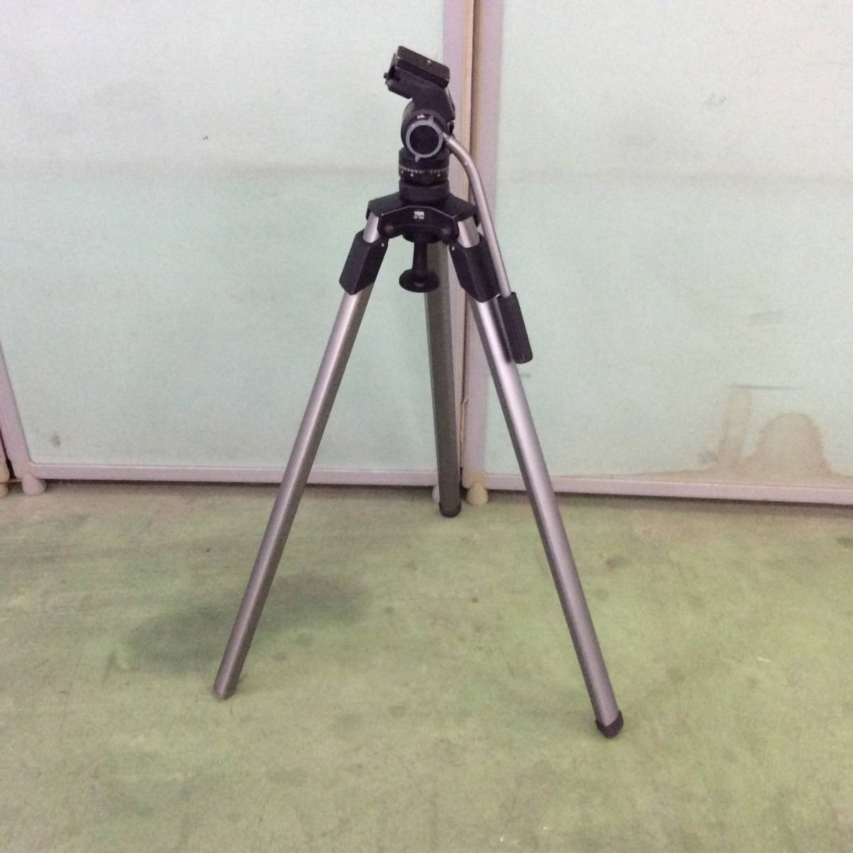 【傷や汚れあり】【RH-5311】中古品 CULLMANN カルマン 三脚 2段式 TITAN CT300 雲台付き カメラの落札情報詳細 ...