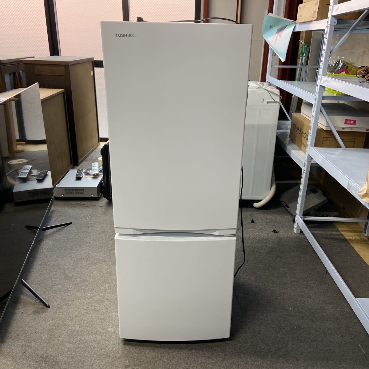 【目立った傷や汚れなし】UTt81 東芝 冷蔵庫 幅47.9㎝ 153L GR-U15BS(W) 2ドア 自動霜取り 右開きタイプ 省スペース 耐熱天板 2022年モデル 通電確認済みの落札 ...