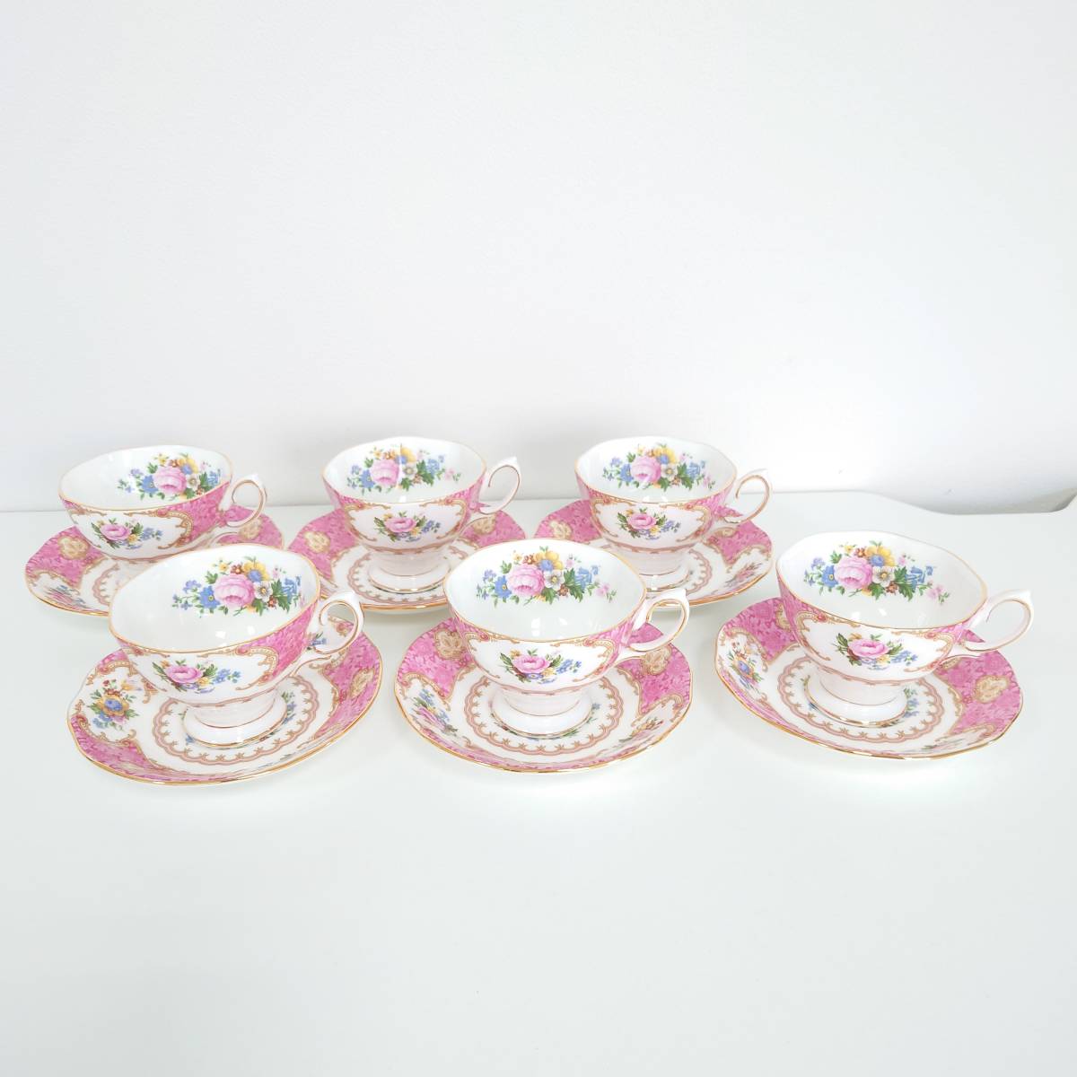 【やや傷や汚れあり】【ROYAL ALBERT/ロイヤル・アルバート】Lady Carlyle/レディーカーライル カップ＆ソーサー 6客 セット 食器/洋食器/茶器/花柄★6323の落札情報 ...