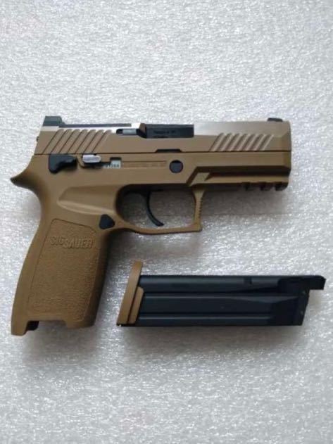 【目立った傷や汚れなし】Sig Air / VFC M17 GBB Bomber AirSoft製 M18仕様カスタムスライドセット装着品 ...