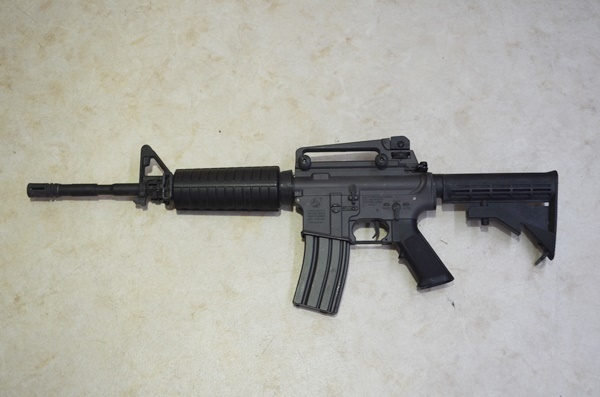 【傷や汚れあり】東京マルイ PROPERTY OF U.S GOVT M4A1 CARBINE カービン CAL.5.56 MM ...
