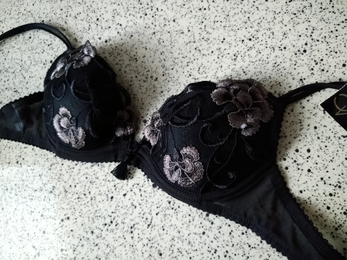 【未使用】ワコールМC★ブラC65★BL未使用品紙タグ付き日本製お揃いのショーツも出品中ですの落札情報詳細 - ヤフオク落札価格検索 オークフリー