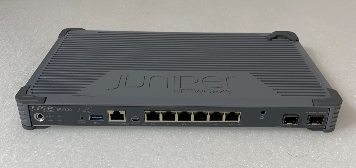 【傷や汚れあり】Juniper Networks SRX300 サービス ゲートウェイ (中古 本体のみ 初期化済み) ☆の落札情報詳細 - ヤフオク落札価格検索 オークフリー