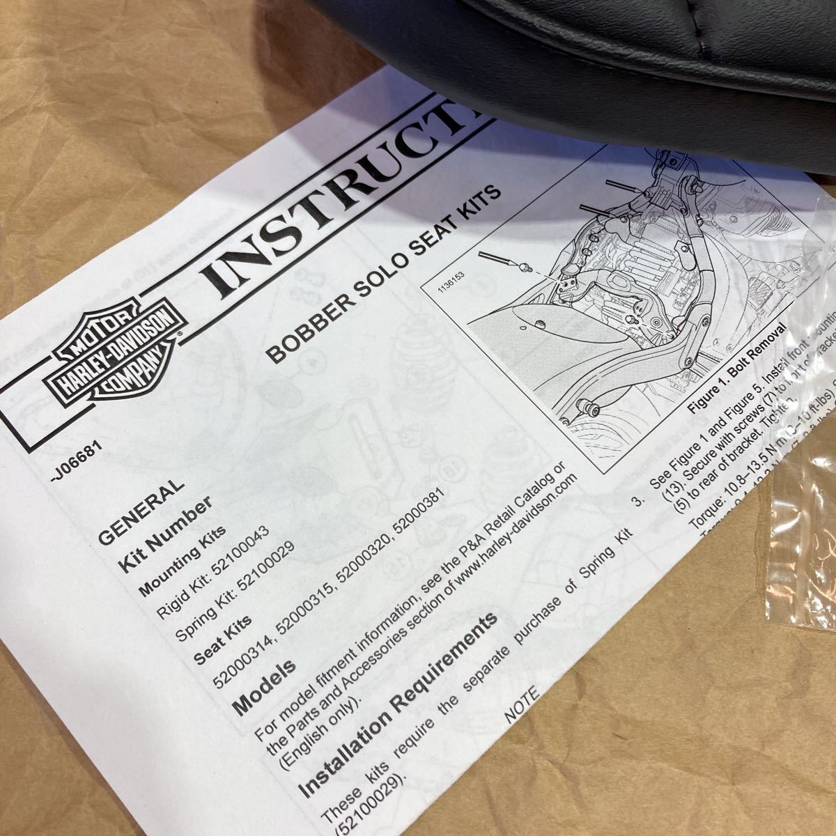 【未使用】ハーレー純正 タック&ロールソロサドルキット スプリングマウントとセットでお買い得！ FLSL FXBB 52300315 ...