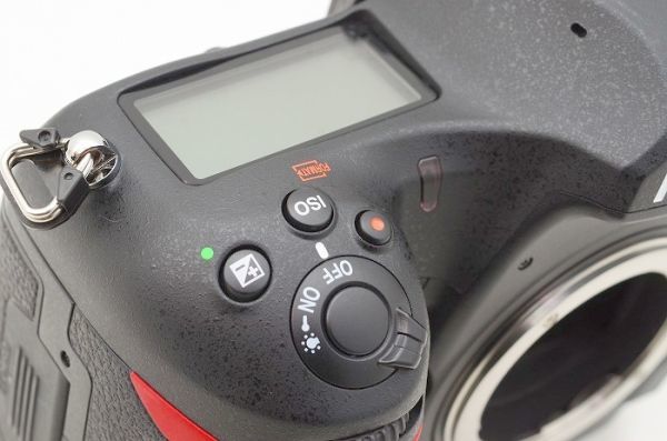 【未使用に近い】☆新品同様☆ Nikon ニコン D850 ボディ 元箱 付属品 Shot数 僅か 2,650枚前後！ ♯23121305の ...