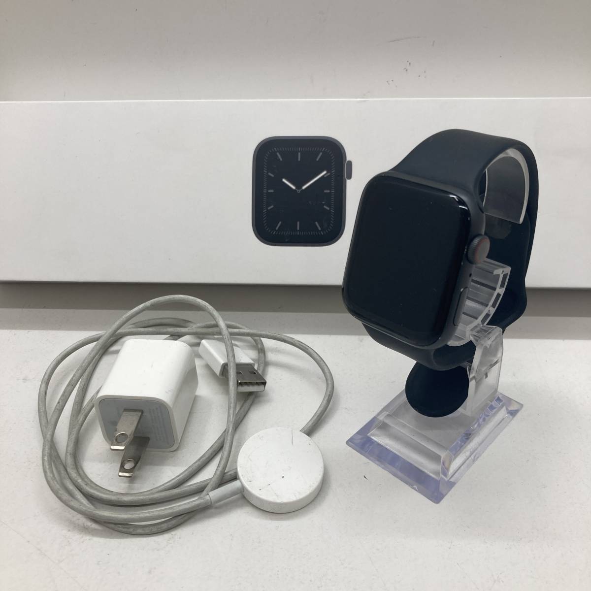 1-apple-watch-series-5-cellular-44mm-mwwe2j-a-a2157