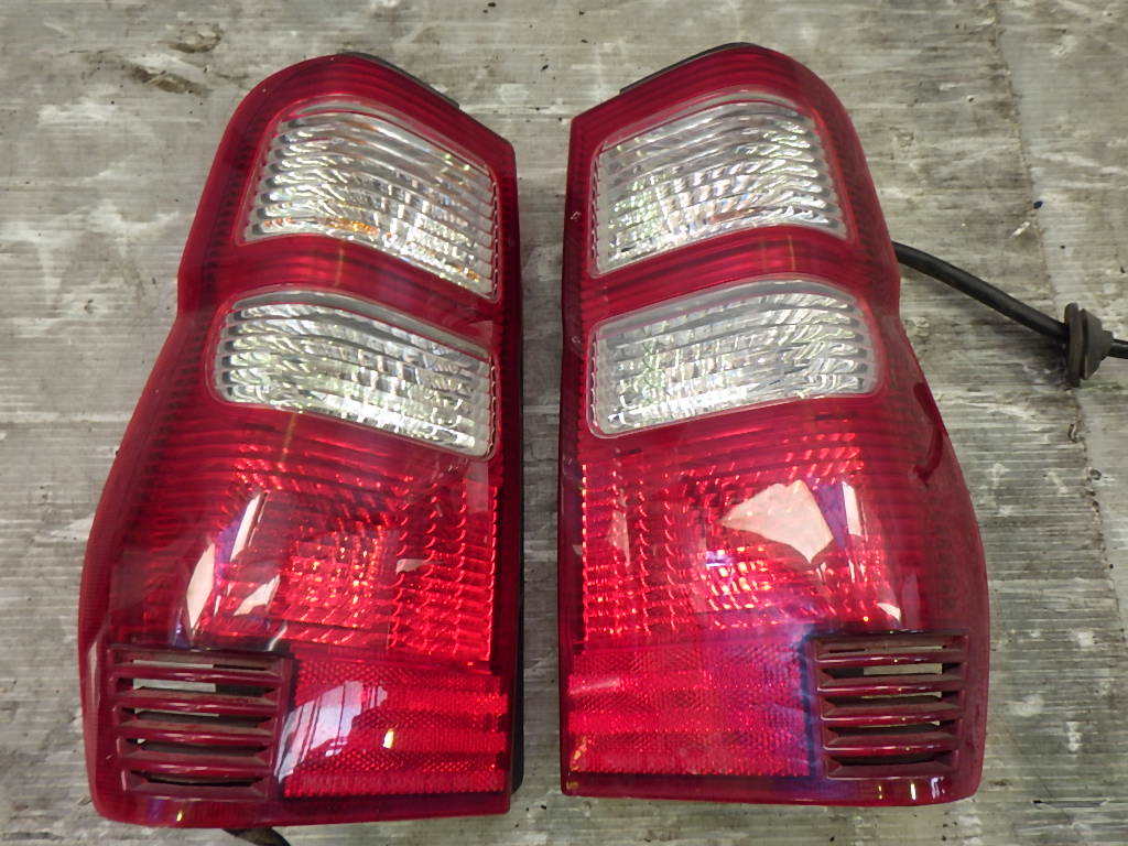 【やや傷や汚れあり】三菱☆H17☆H58A パジェロミニ☆テールランプ左右セット☆IMASEN R234☆Y8858☆S287の落札情報詳細 - ヤフオク落札価格検索 オークフリー