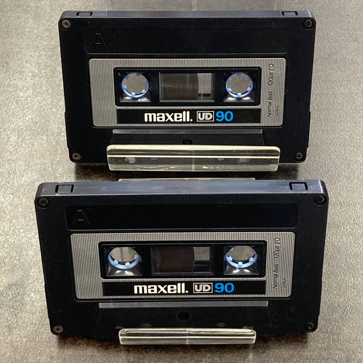 【やや傷や汚れあり】0972BT マクセル UD 90分 ノーマル 2本 カセットテープ/Two Maxell UD 90 Type I Normal Position Audio ...
