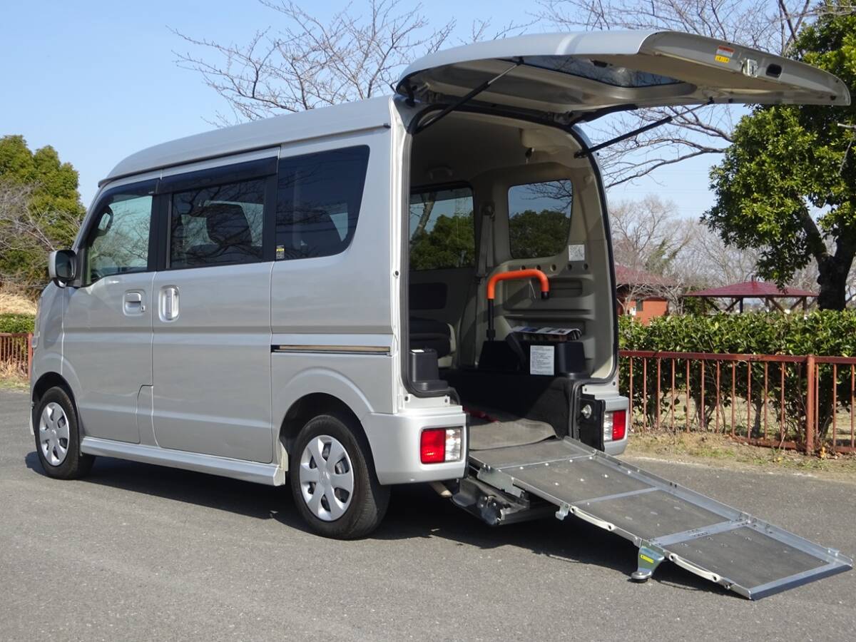 【走行距離 116,260 km】福祉車両 H27年式 エブリイ ワゴン ターボ 車いす移動車 RBS 電動ウインチ（リモコン付）冬暖かリヤ ...