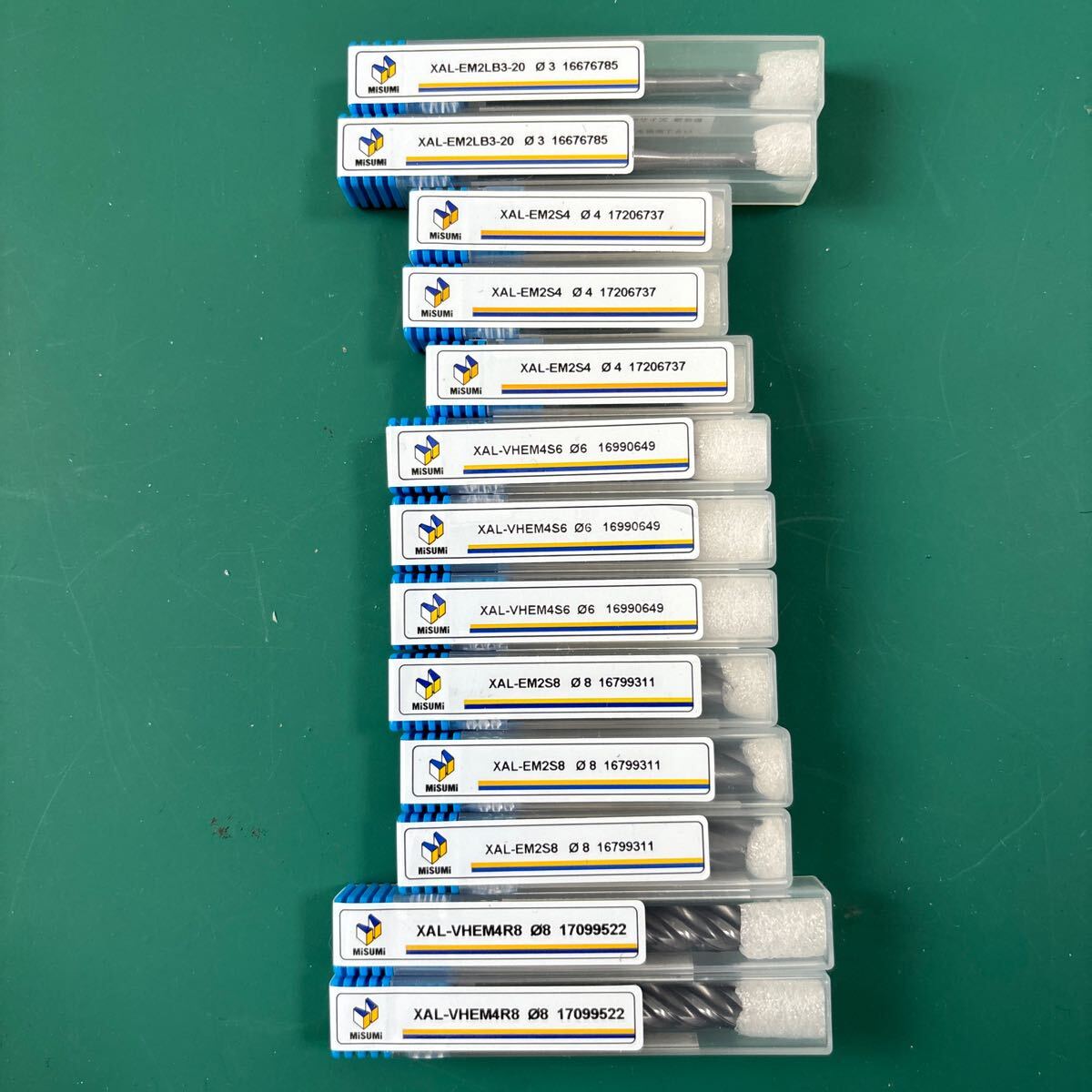 ☆送料無料☆MiSUMiミスミ 6シリーズ(溝幅8mm)アルミフレーム用突起付ブラケット-1列溝用- 30個セット Cオプション無し 品番 ...