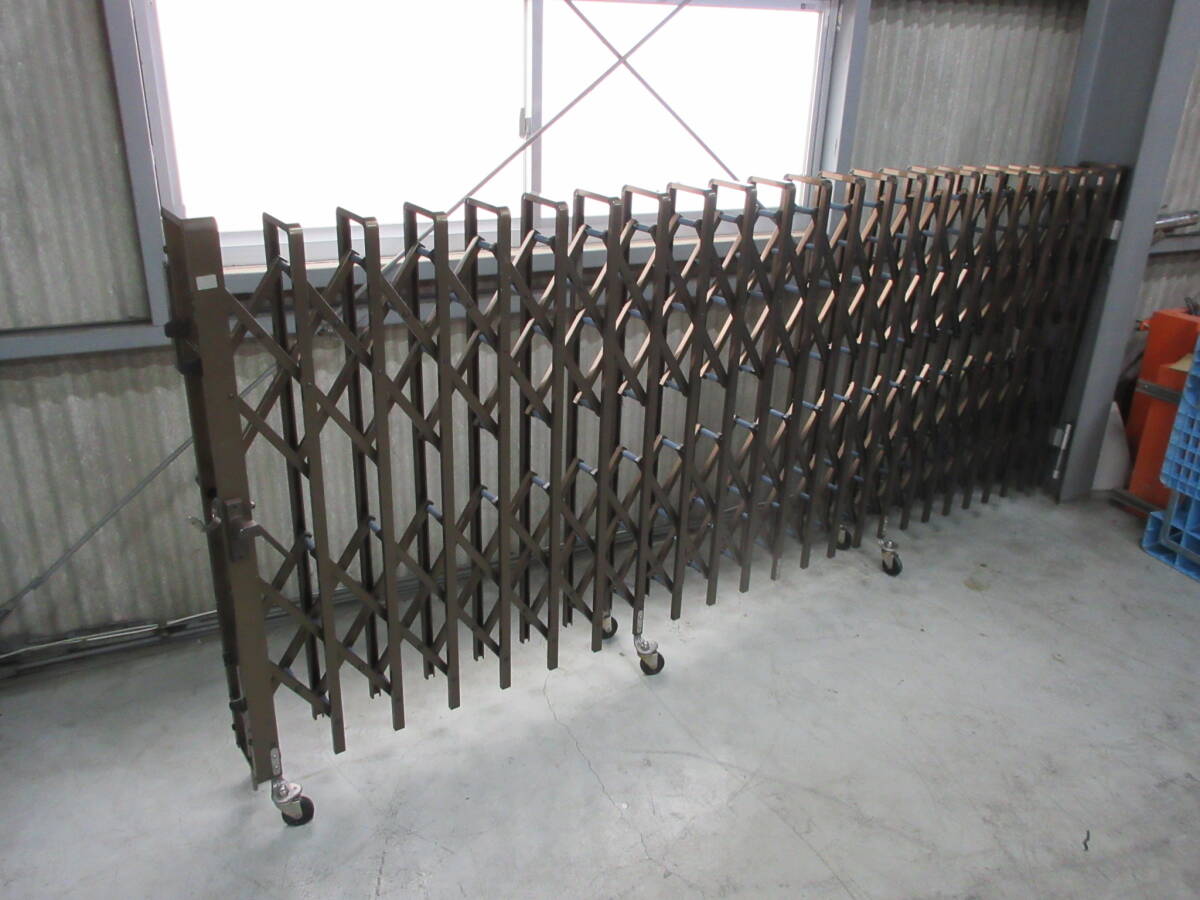 【傷や汚れあり】引き上げ品 TOEX東洋エクステリア アルミゲート アコーディオン 伸縮門扉 方開き 3.1mの落札情報詳細 - Yahoo!オークション落札価格検索 オークフリー