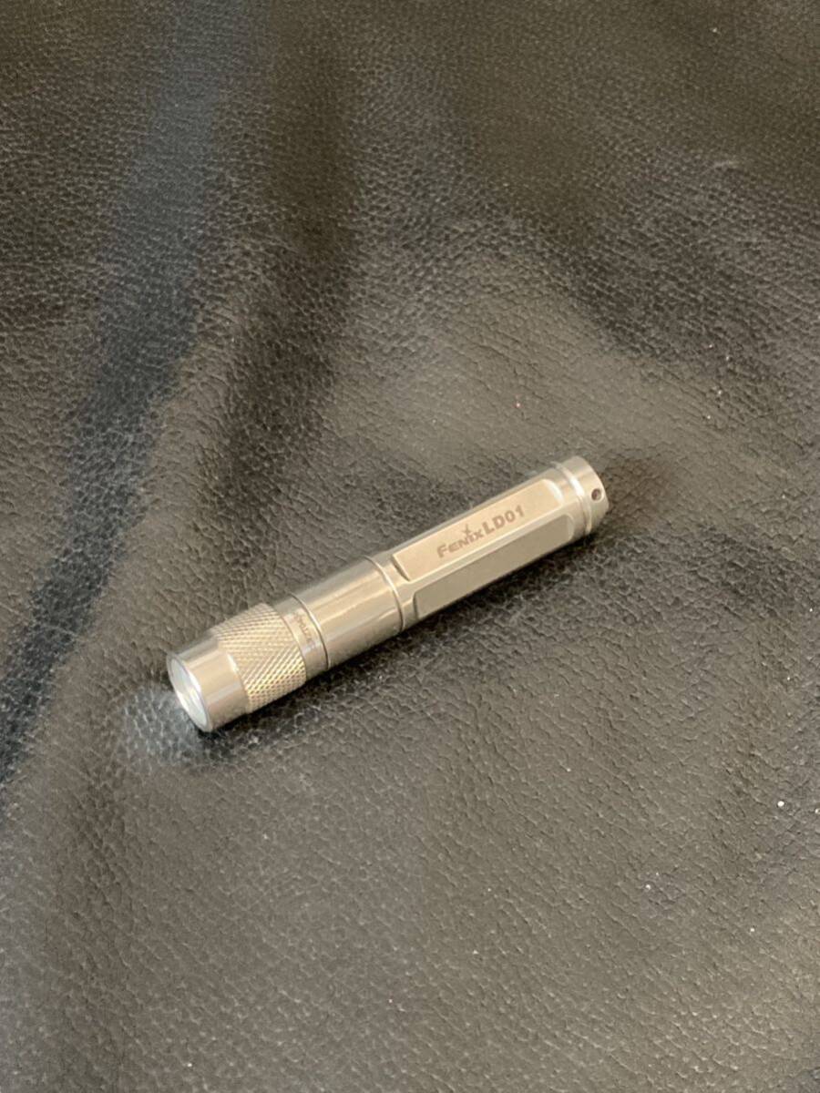 【目立った傷や汚れなし】 1円〜 Fenix LD01 Stainless Steel XP-G R5 AAA ステンレスledライト 壱式hdsチタンnitecore surefire ...