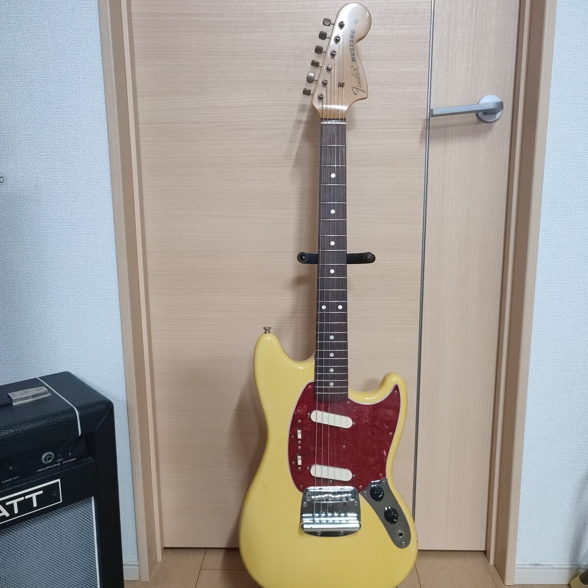 【傷や汚れあり】Fender Japan Mustang フェンダー ムスタング の落札情報詳細 - Yahoo!オークション落札価格検索 オークフリー