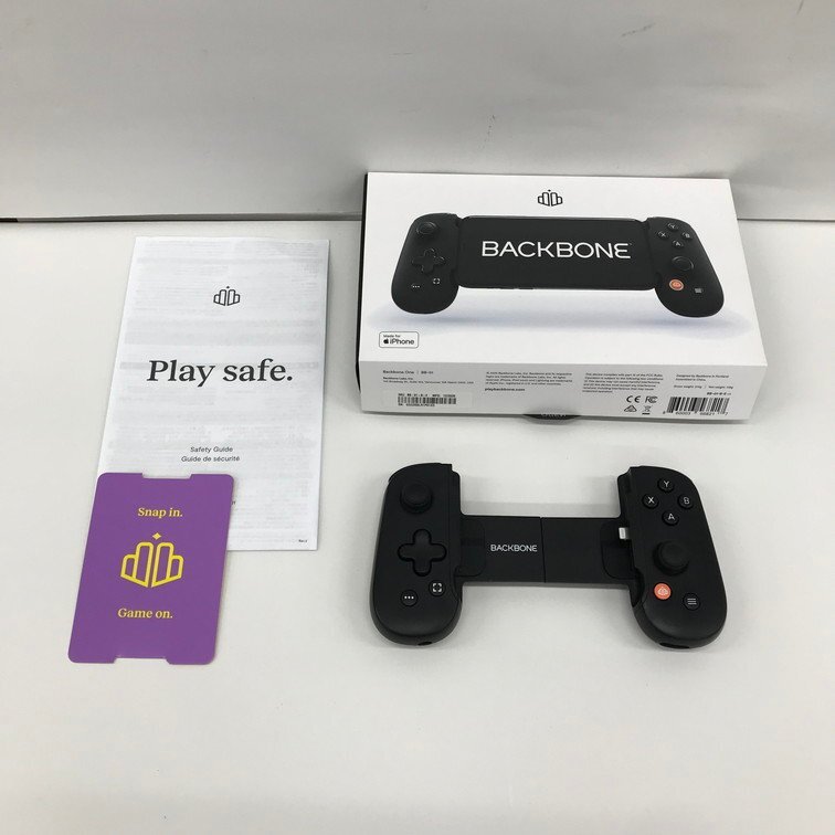 【やや傷や汚れあり】BACKBONE バックボーン One Mobile Gaming Controller for iPhone モバイル ゲーム コントローラー BB-01-B-E 箱付き ...
