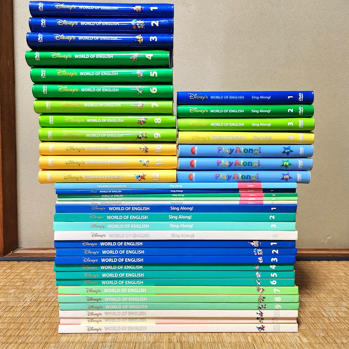 【やや傷や汚れあり】ディズニー ワールド オブ イングリッシュ DWE ストレートプレイ DVD 2009年頃 英語 教材 中古 F9054323の落札情報詳細 - Yahoo!オークション ...