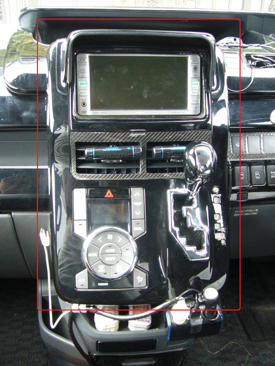 【目立った傷や汚れなし】ZRR70系VOXY/NOAH SilkBlazeセンターパネル＋secondStageモニターバイザー＋メッキリング ...