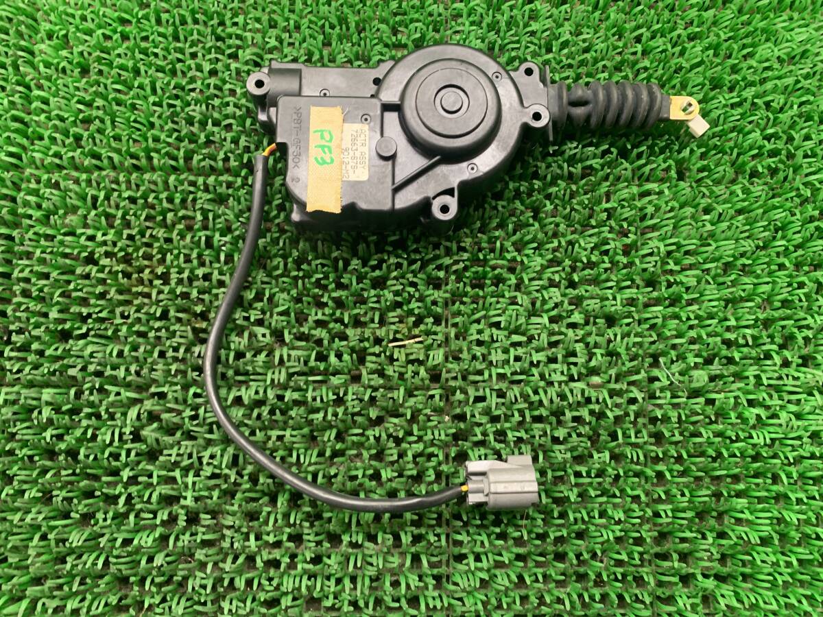 【やや傷や汚れあり】 即決値段 動作OK M2-1 ホンダ ステップワゴン RF3 RF5 RF4 RF6 リア左 ドアロックレリーズ ...