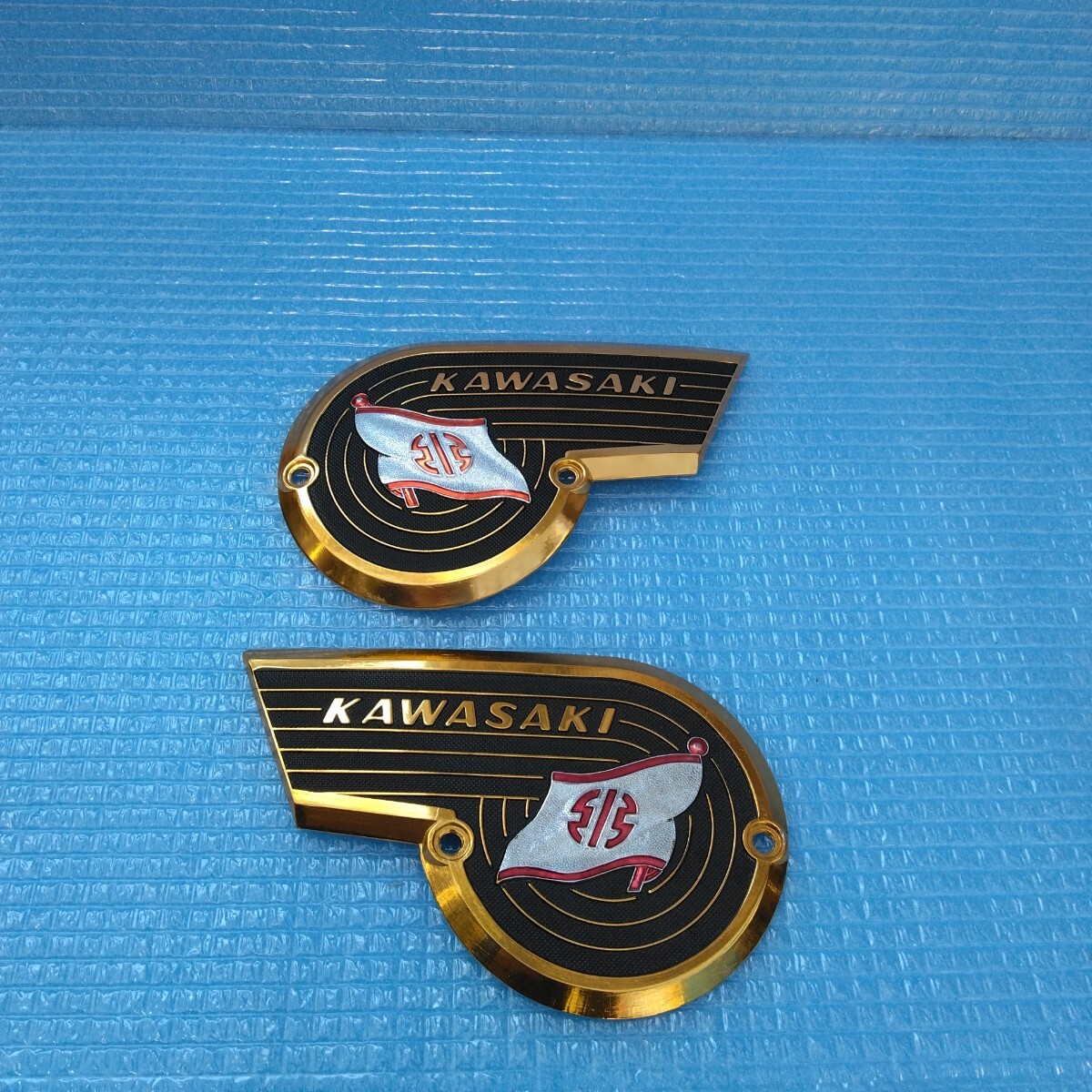 【未使用】当時物 カワサキ純正 タンクマーク エンブレム 検索)W1 W1S W1SA W2SS W2TT W3 A1 A1SS メグロ SGT K1 K2 K3 SGの落札情報詳細 ...