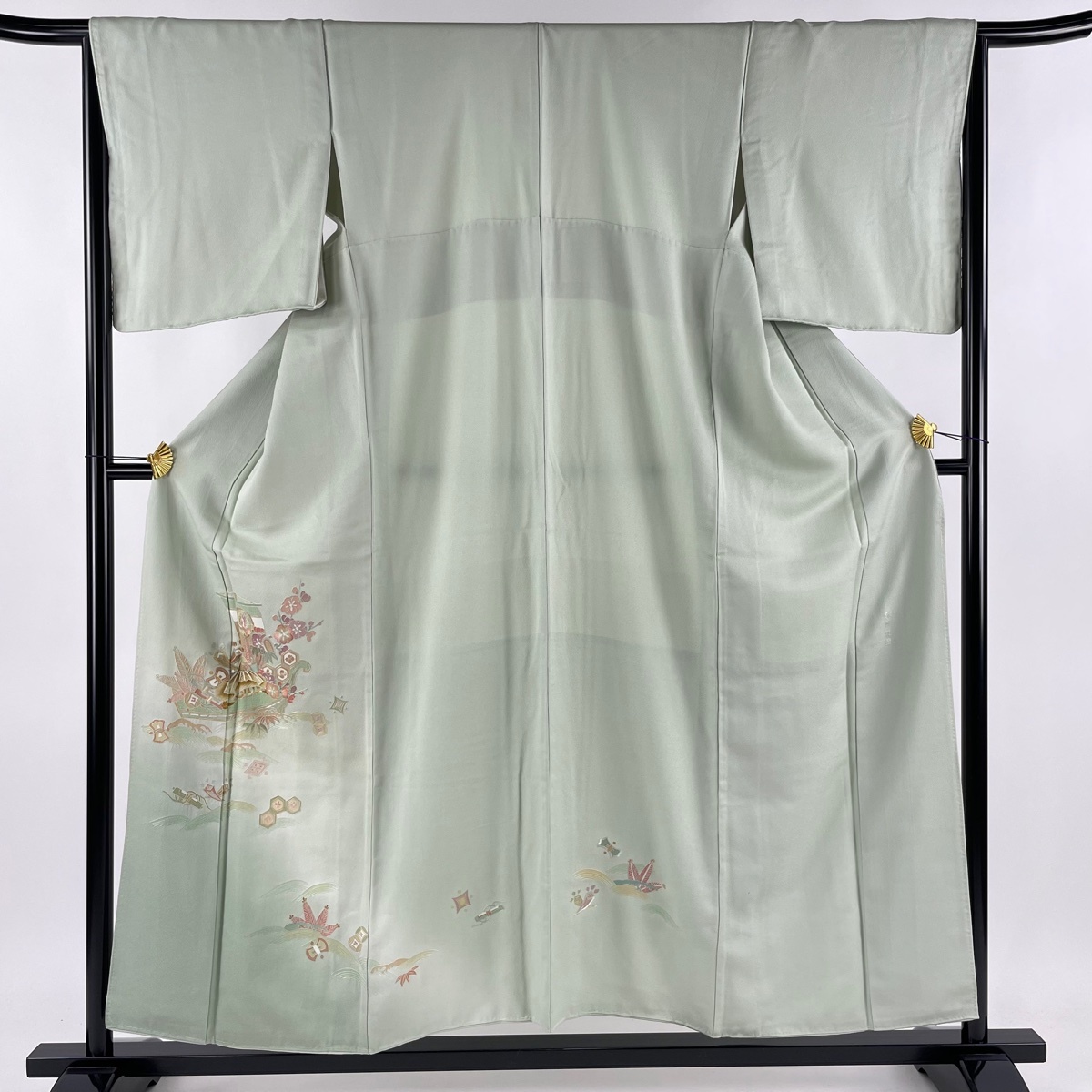 【やや傷や汚れあり】付下げ 身丈155.5cm 裄丈65.5cm M 袷 宝船 波 蘇州刺繍 ぼかし 薄緑 正絹 秀品 【中古】の落札情報詳細 - Yahoo!オークション落札価格検索 オークフリー