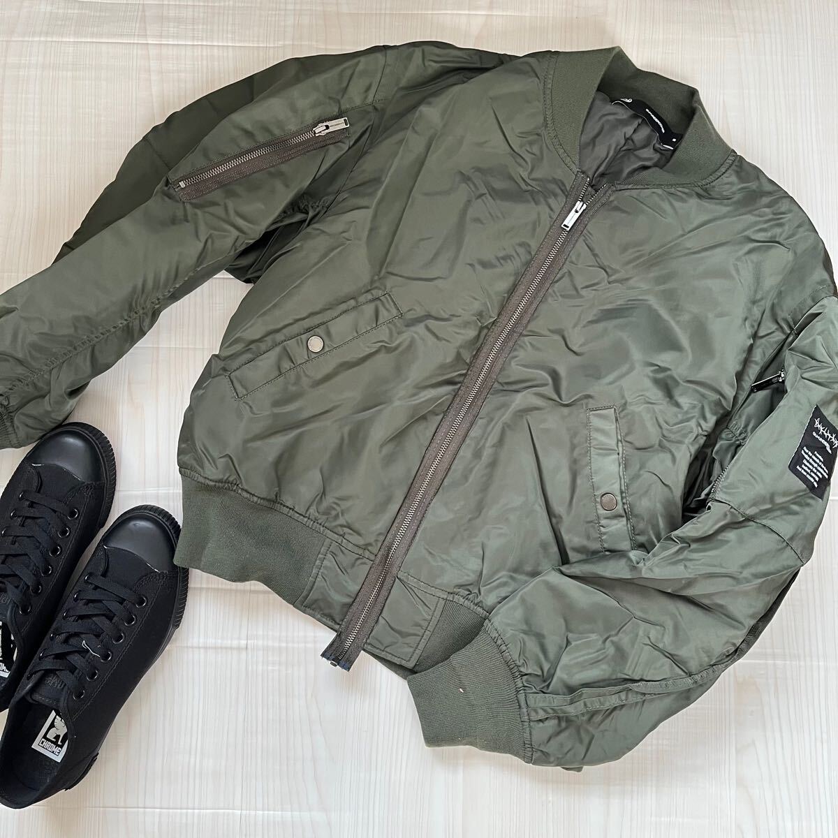 【やや傷や汚れあり】GU × UNDERCOVER MA-1 ジャケット ブルゾン 312-338423(14-01) Lサイズ ★ フライトジャケット ジーユー アンダーカバーの落札情報詳細 ...