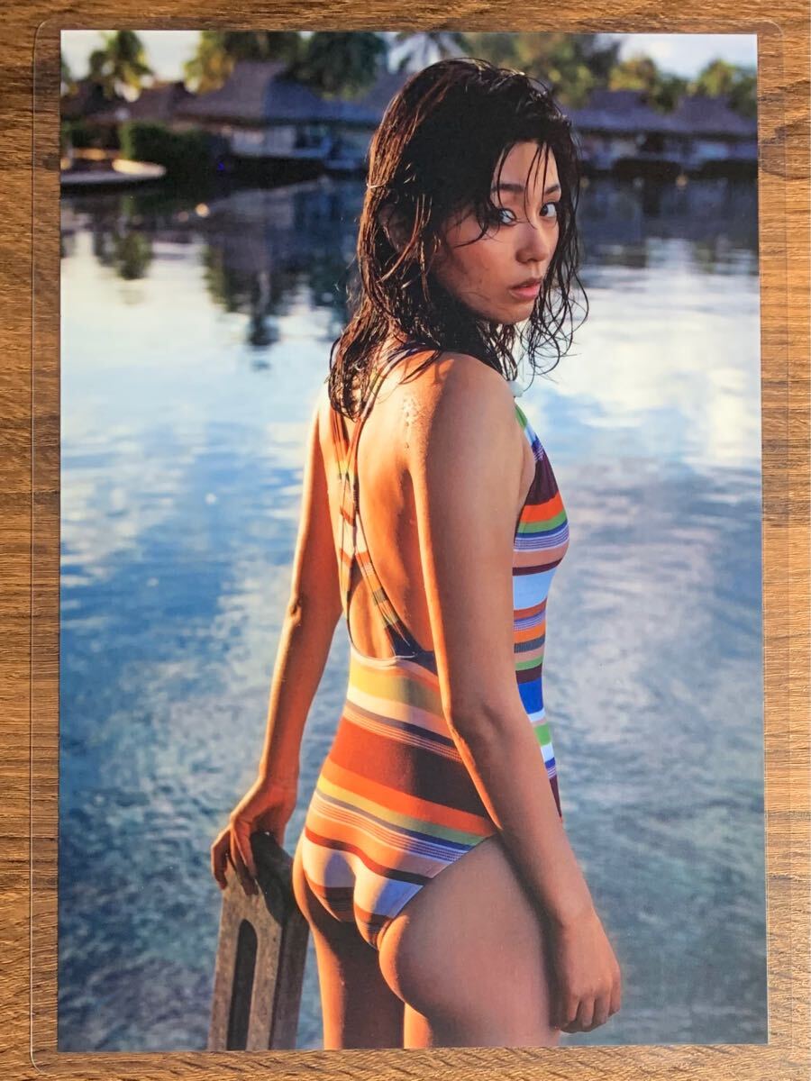 【目立った傷や汚れなし】【厚手ラミネート加工】本仮屋ユイカ 水着 雑誌切り抜き 7ページ サイズB5 Flash アイドル 女優 芸能人 【グラビア】-g23の落札情報詳細 - Yahoo ...