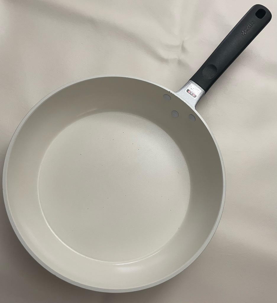 【やや傷や汚れあり】京セラ セラブリッド PFAS 鉛 カドミウム フッ素 不使用 セラミック 加工 フライパン 26cm IH ガス 対応 ベージュ CF-26C-WBGの落札情報詳細 ...