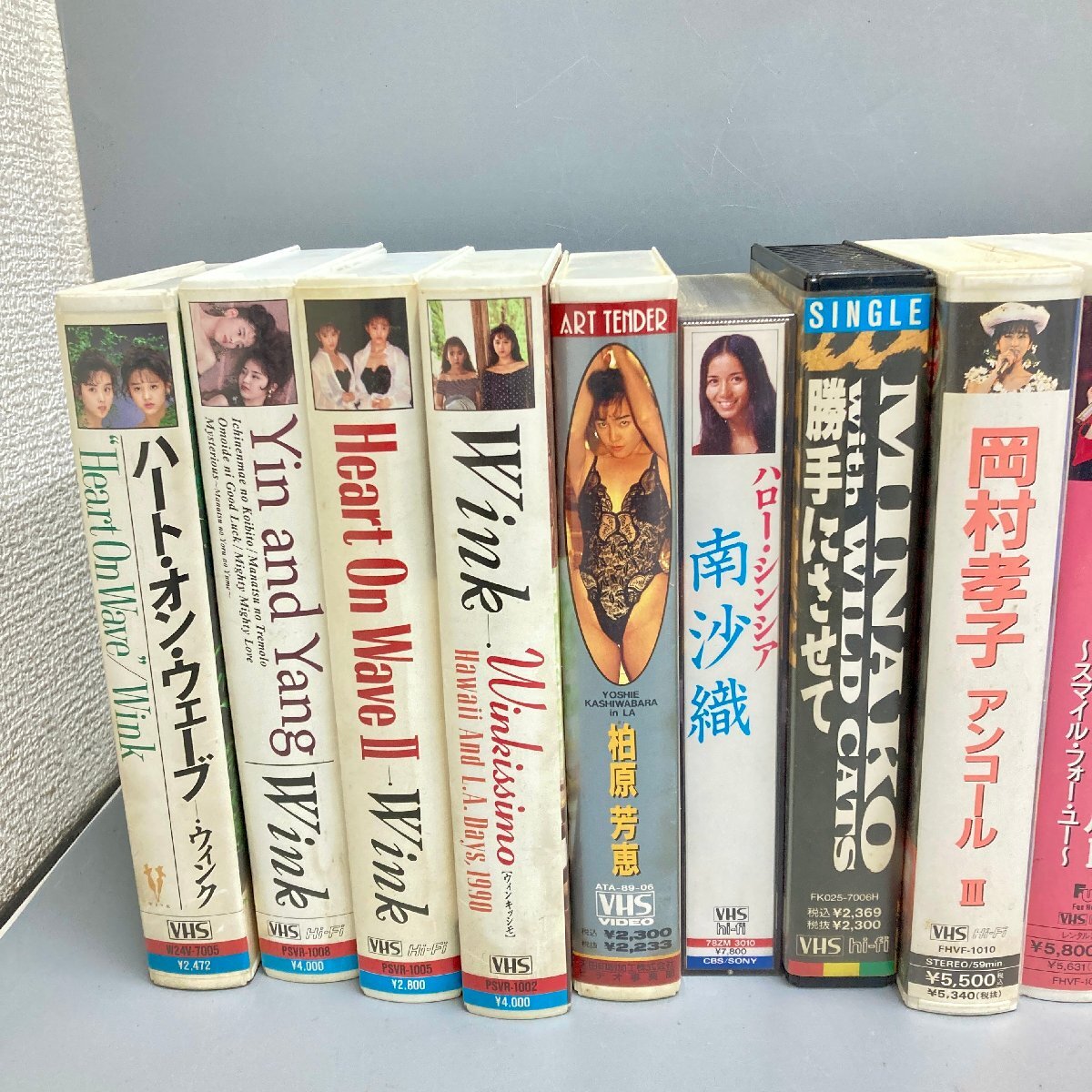 【やや傷や汚れあり】 [14] アイドル VHS 19点 まとめ売り Wink 中森明菜 岡村孝子 おニャン子 他 女性アイドル 昭和 動作未確認 07/012614m の落札情報詳細 ...