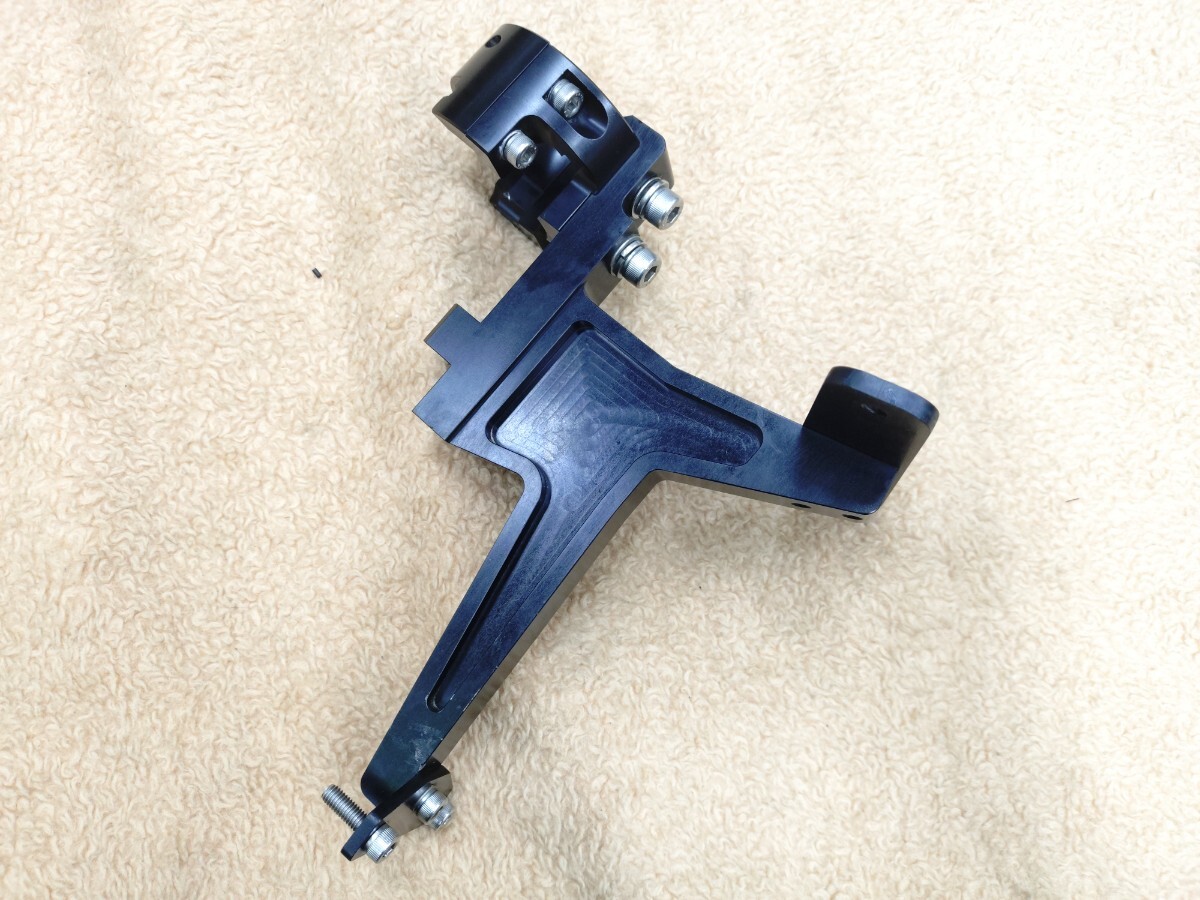 【やや傷や汚れあり】ZRX1200R Dr SUDA スダ フレームマウントカウルステー『ZRX1100にも装着可 ※ダエグはお調べください ...