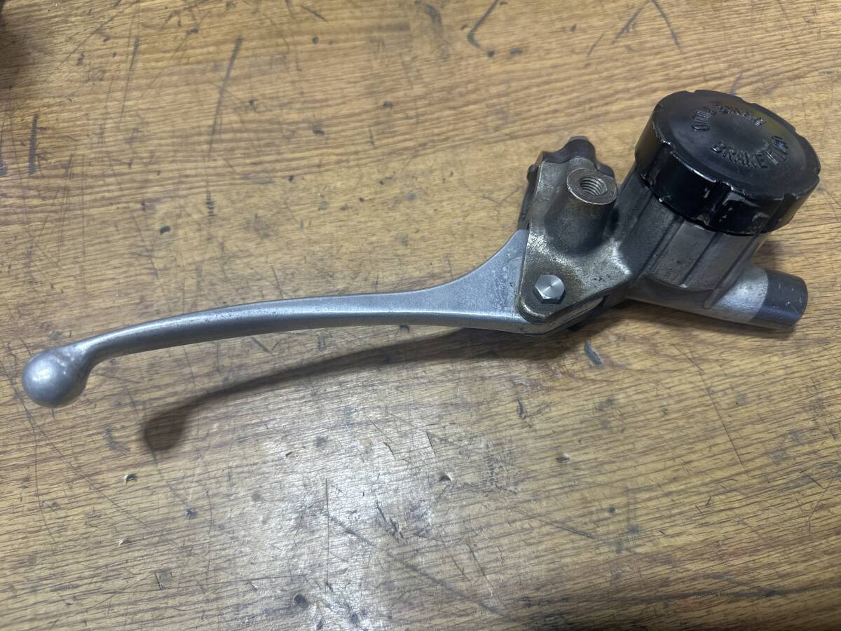 【やや傷や汚れあり】純正ダブル用ブレーキマスター 当時物 純正 Z1 Z2 750RS H2 KZ900 KZ1000 Z1R MARK2 D1 750SS Z750 Z900の落札情報詳細 ...