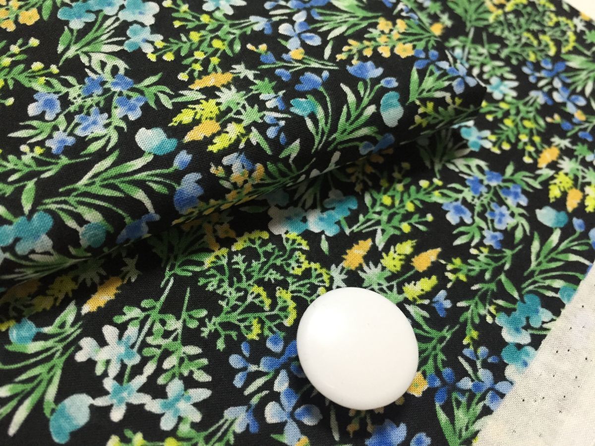 【未使用】UB-23 布時間 綿ローン「KOKKA」105㎝ × 50㎝ 花柄 レトロ ミニフラワー グリーン系 Bの落札情報詳細 ...